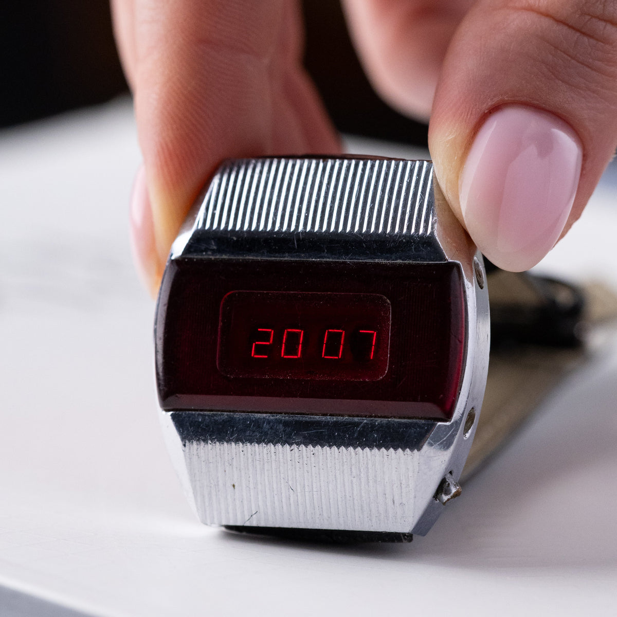 Vintage Elektronika 1 Pulsar, Terminator, The first Soviet LED quartz – DuMarko