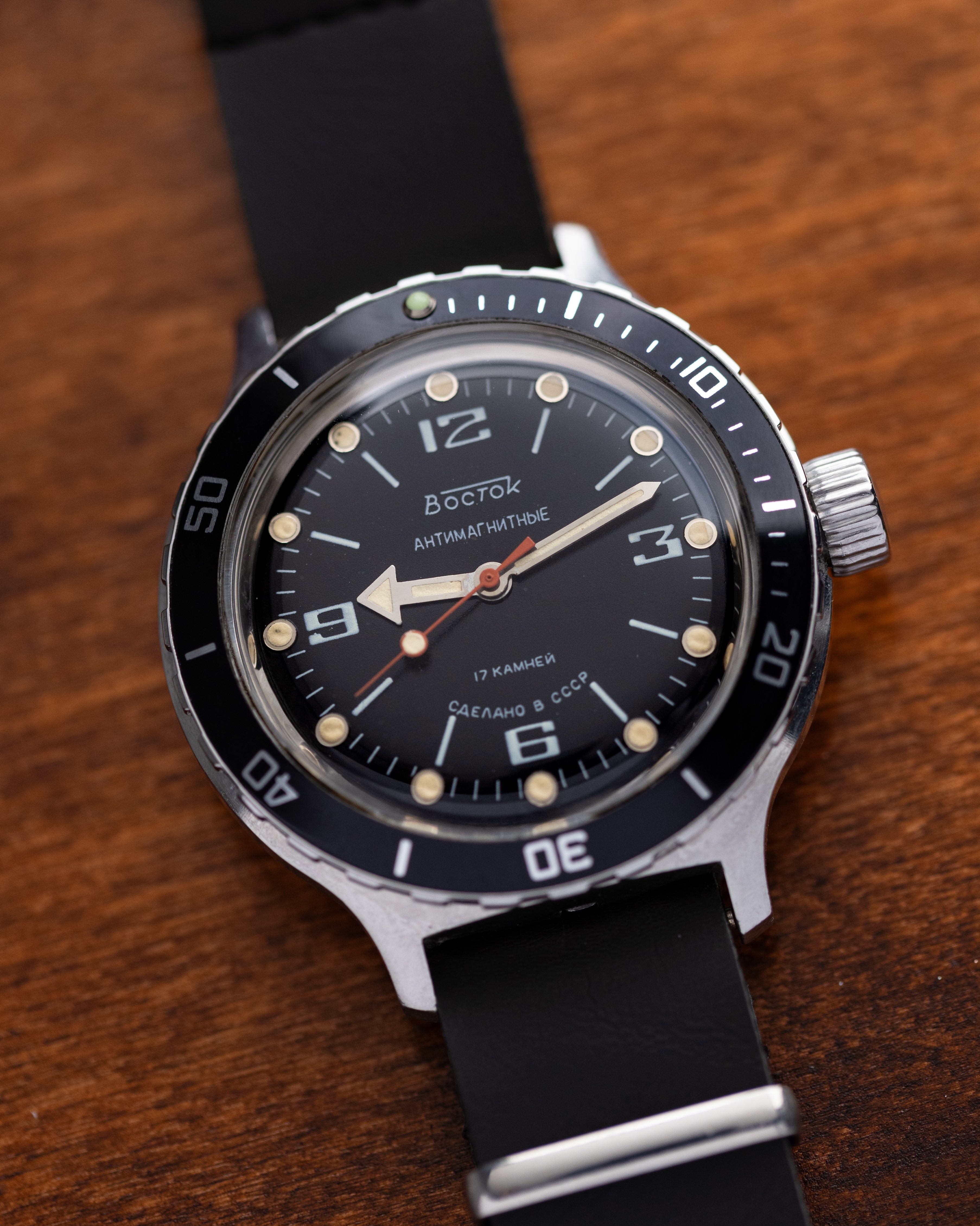 Vintage Soviet Watch Vostok Amphibia, Dive watch, Black Dial – DuMarko