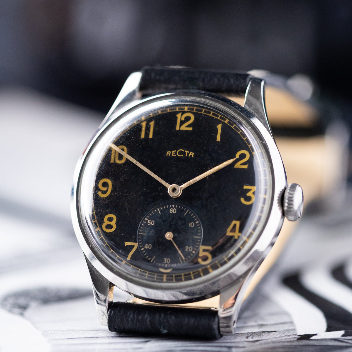 Vintage "Recta" Oversize 35 mm, Rare WW2 watch, "Hermann Hormann" Leip ...