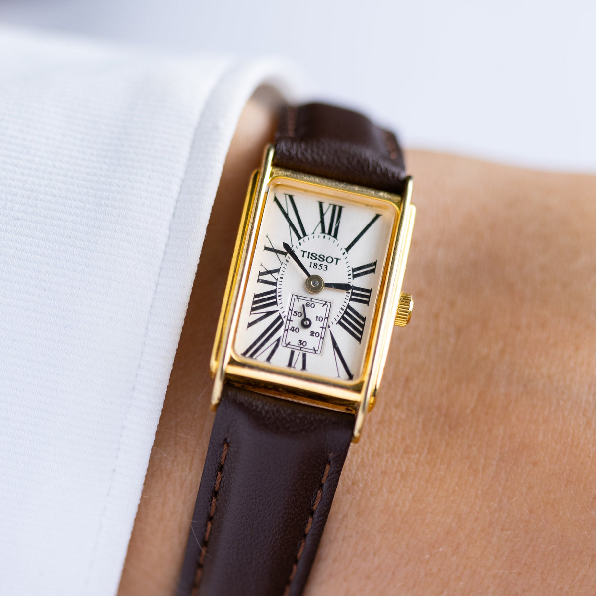 Vintage Tissot, Art Deco Tank, A222K, Quartz Watch – DuMarko
